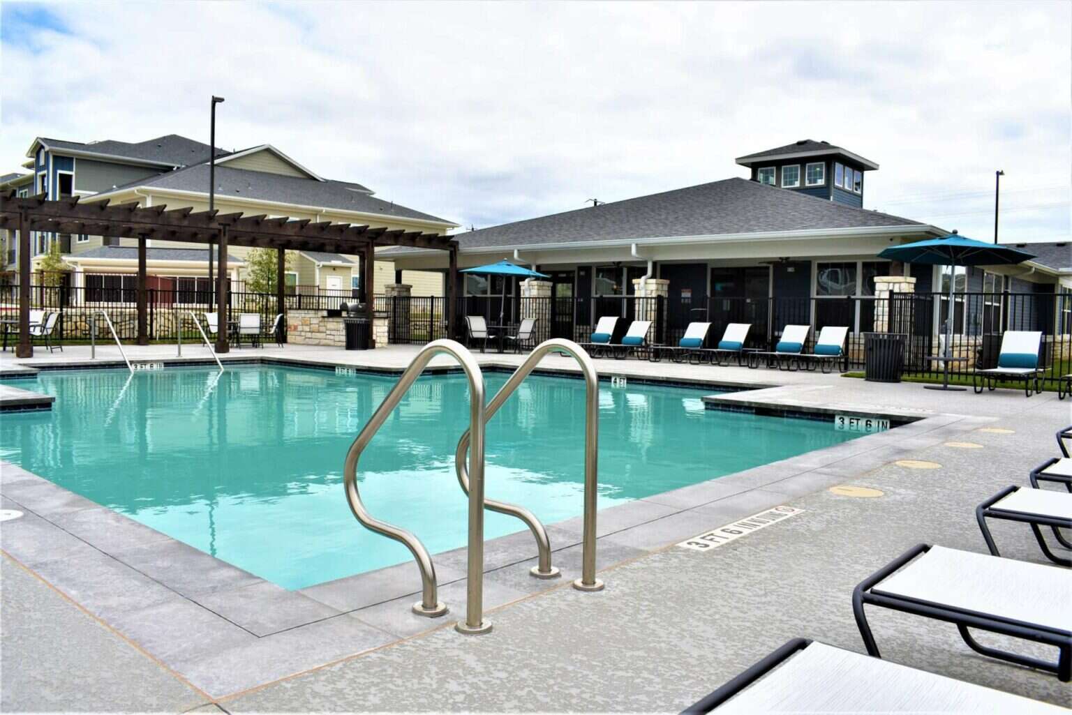Copper Pointe San Antonio TX | Brooks City Base Apartment